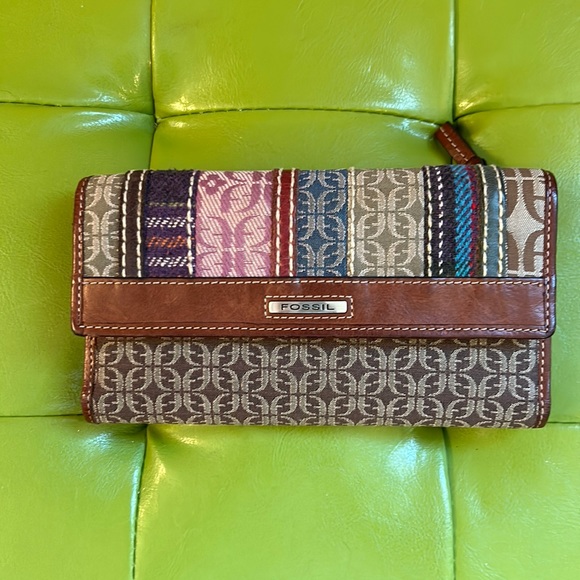 Fossil | Bags | Fossil Wallet | Poshmark